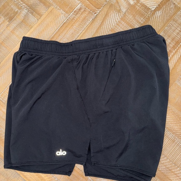 ALO Yoga | Shorts | Alo Yoga Womens Stride Running Shorts | Poshmark